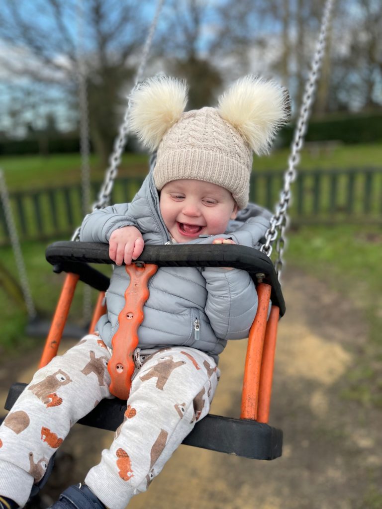 MTW’s singing porter hits all the right notes with young patient ...